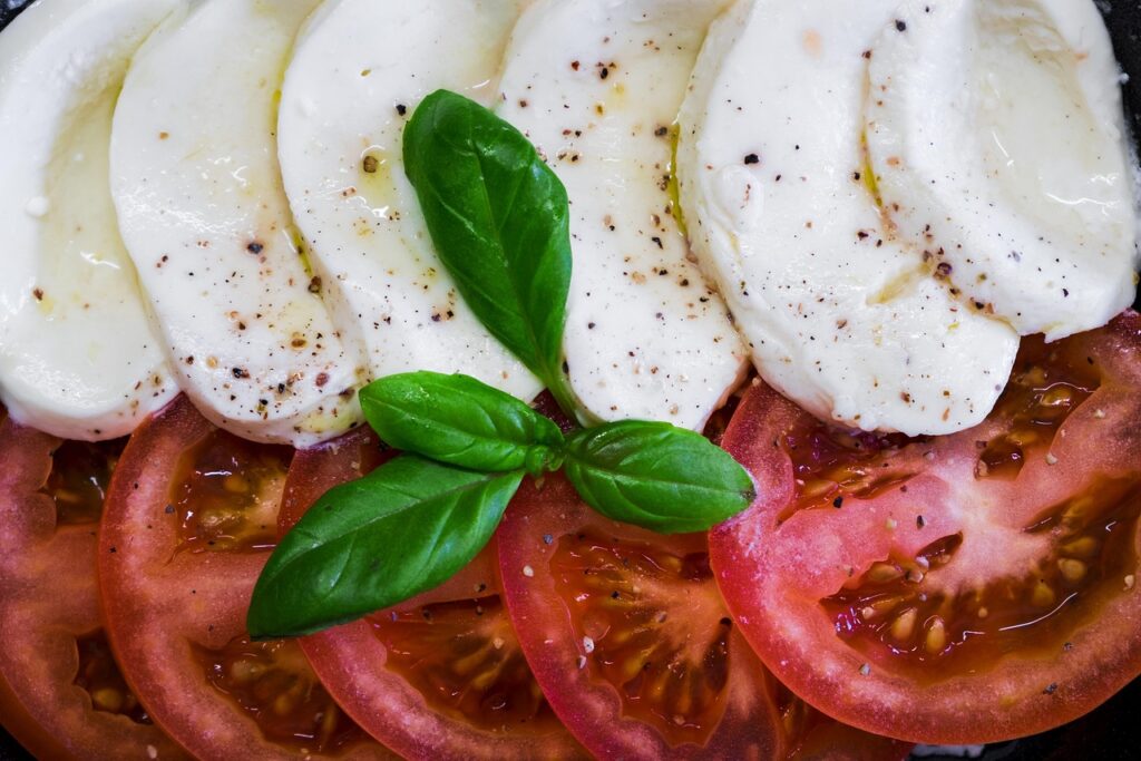 Mozzarella Cheese: History, Varieties, and Delicious Ways to Enjoy It ...